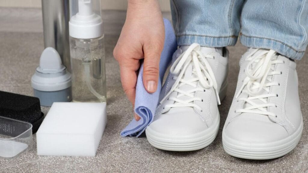 Cara Mencuci Sepatu Putih: Rahasia Ampuh Tampil Seperti Baru
