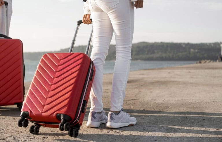 Reparasi Sepatu-Tas-Koper 60 Menit. Cek Harga Stop'N'Go!