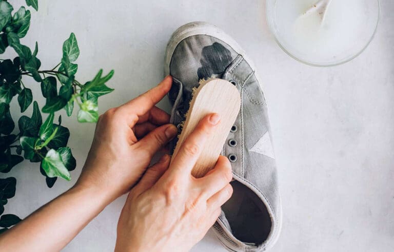 Panduan Lengkap Cara Mencuci Sepatu Kanvas yang Efektif