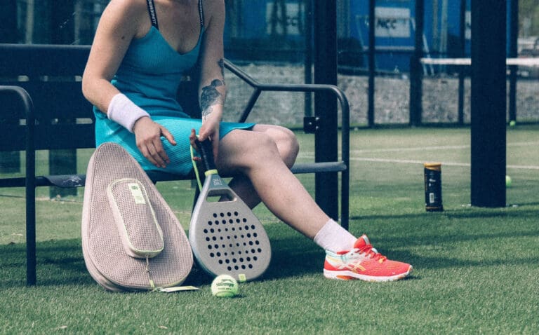 Rekomendasi Sepatu Padel Terbaik di Tahun 2025